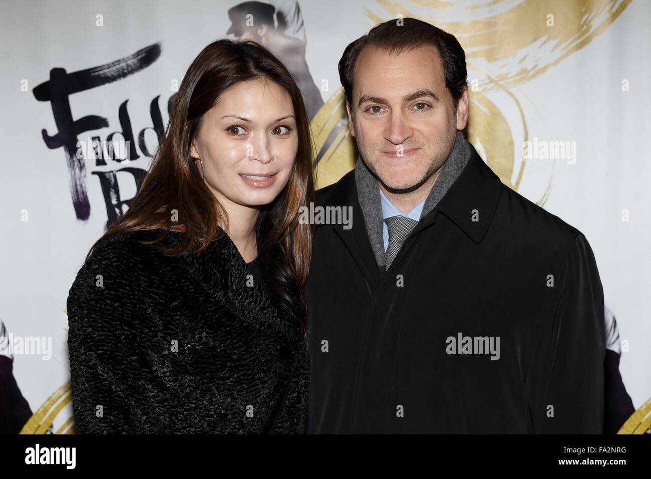 Michael stuhlbarg and mai linh lofgren Banque de photographies et d ...