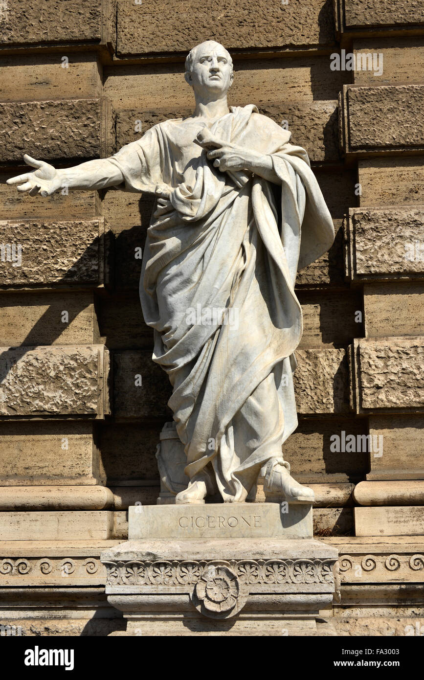 Statue en marbre de la célèbre orateur Cicéron de Rome Ancien Palais de ...