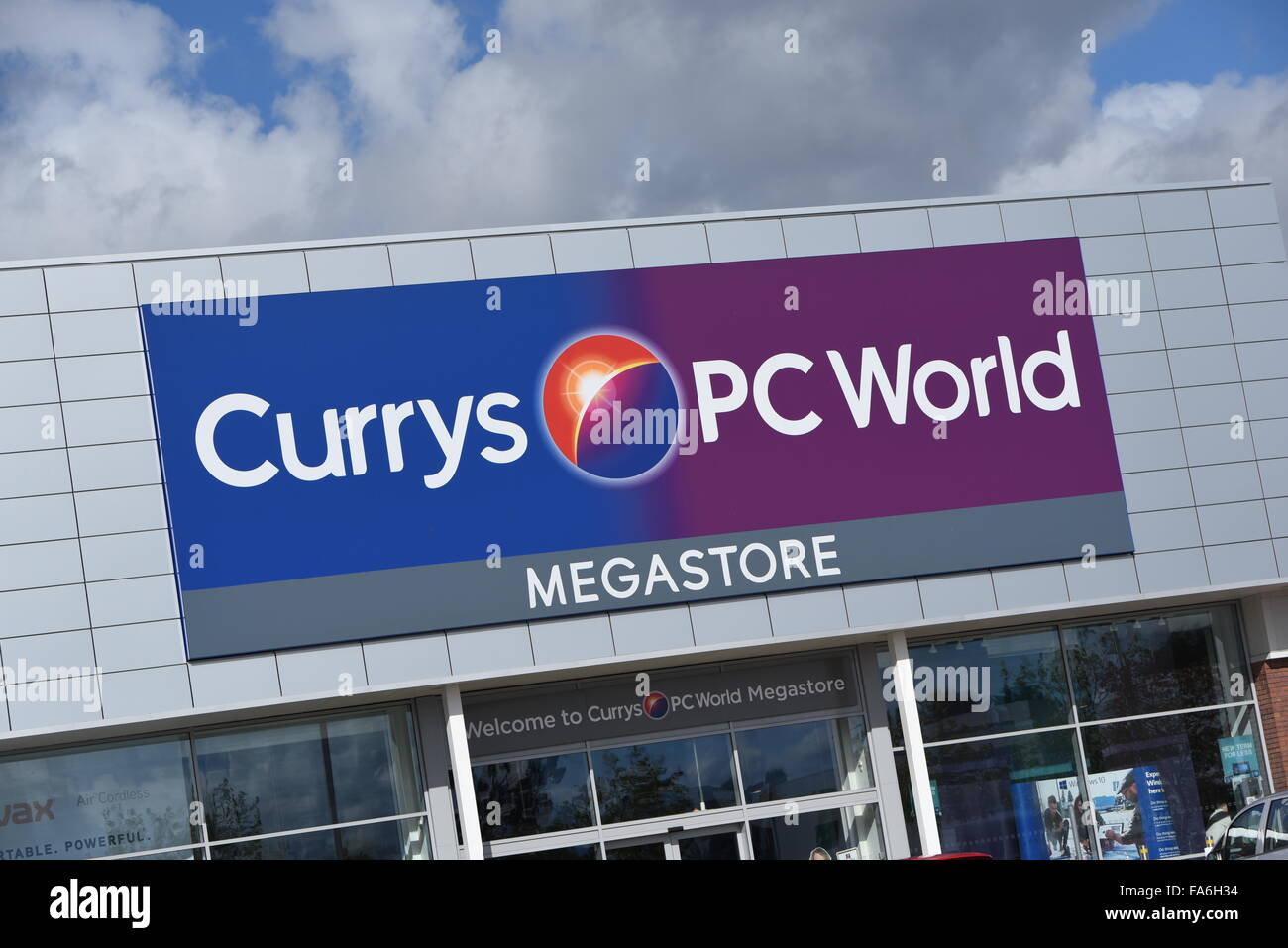 Logo currys Banque de photographies et d’images à haute résolution - Alamy