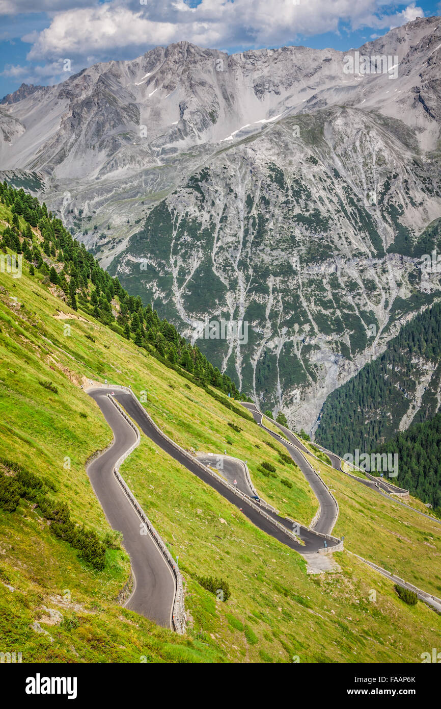 Col du stelvio Banque de photographies et d’images à haute résolution ...