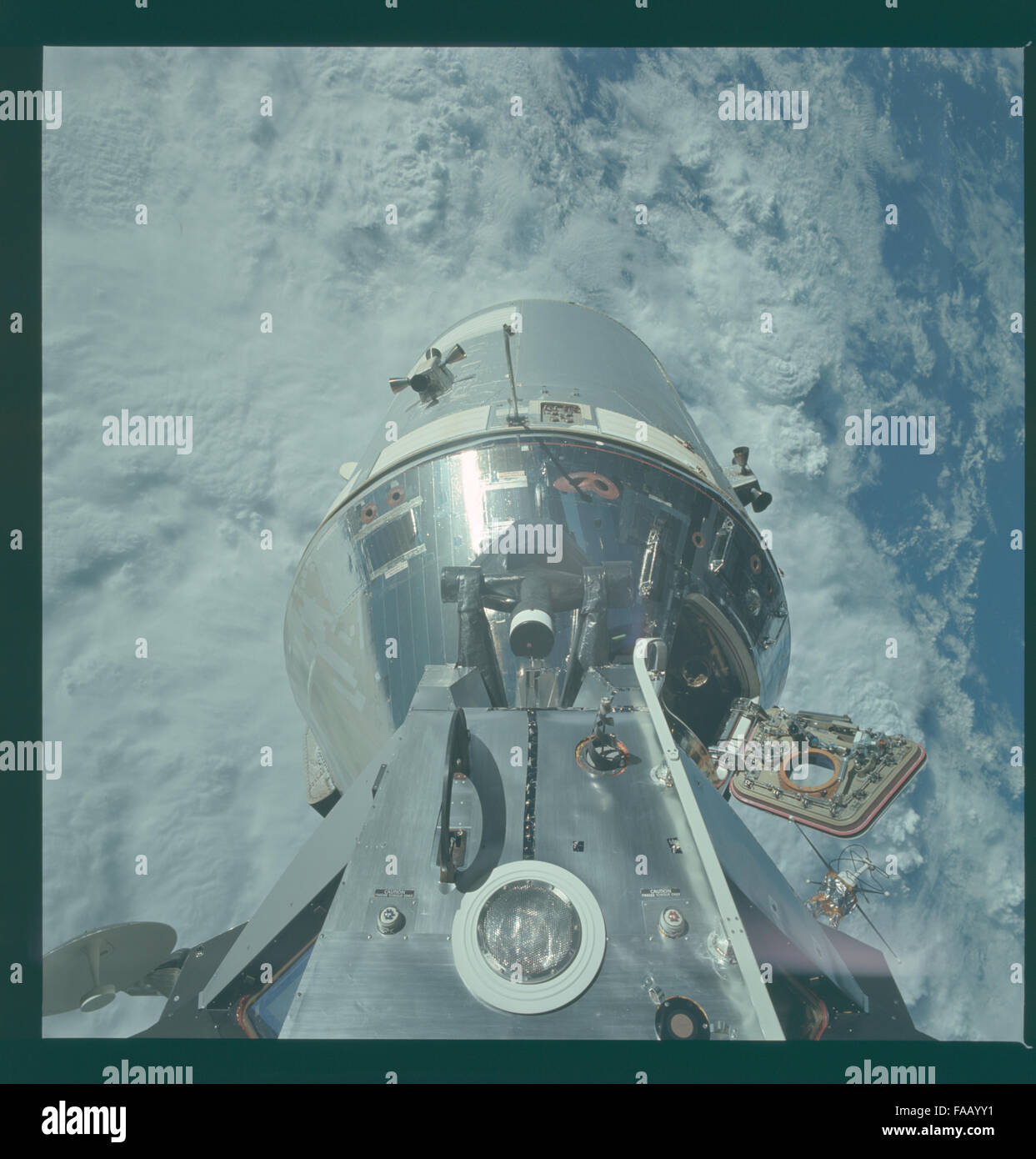 Il s'agit de la collection complète d'images non éditées de la mission ...