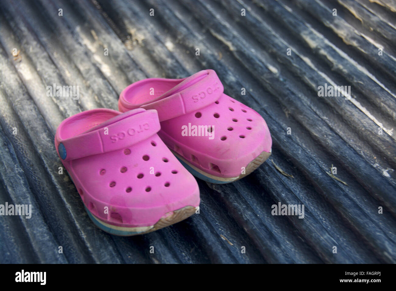 Des crocs Banque de photographies et d’images à haute résolution - Alamy
