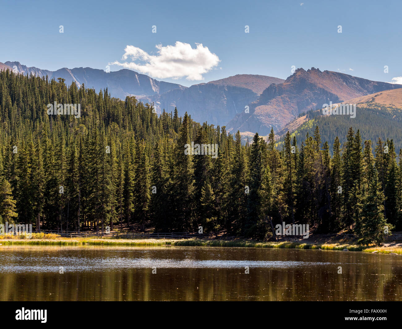 Mount Evans & Echo Lake le long du Mont Evans Scenic Byway, Colorado ...