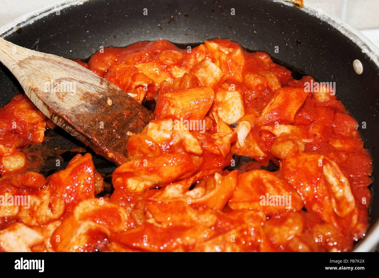 Sauce à la viande de crabe tomado la cuisson dans le moule Photo Stock ...