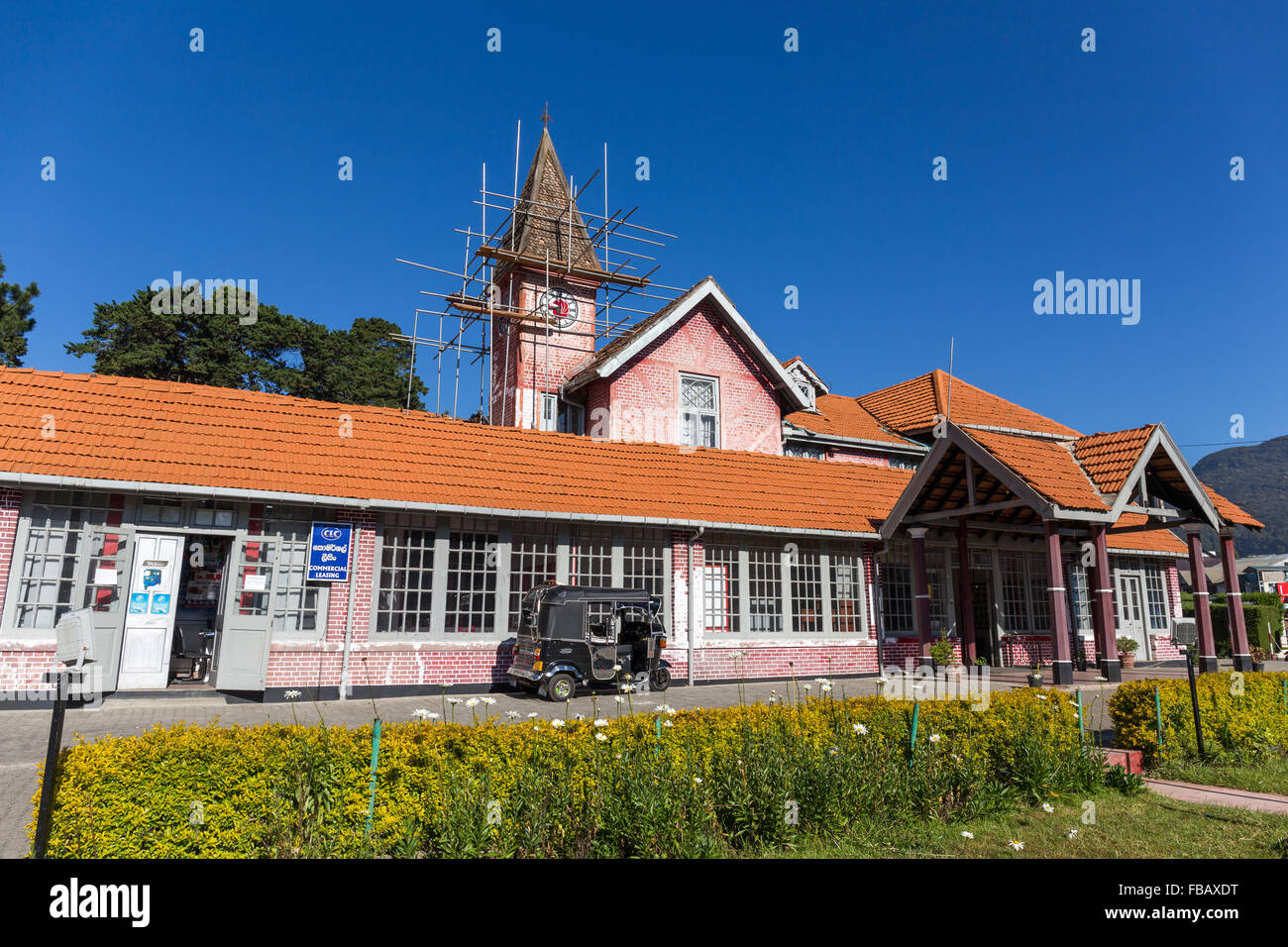 L'architecture de style colonial, Post Office building, Nuwara Eliya ...