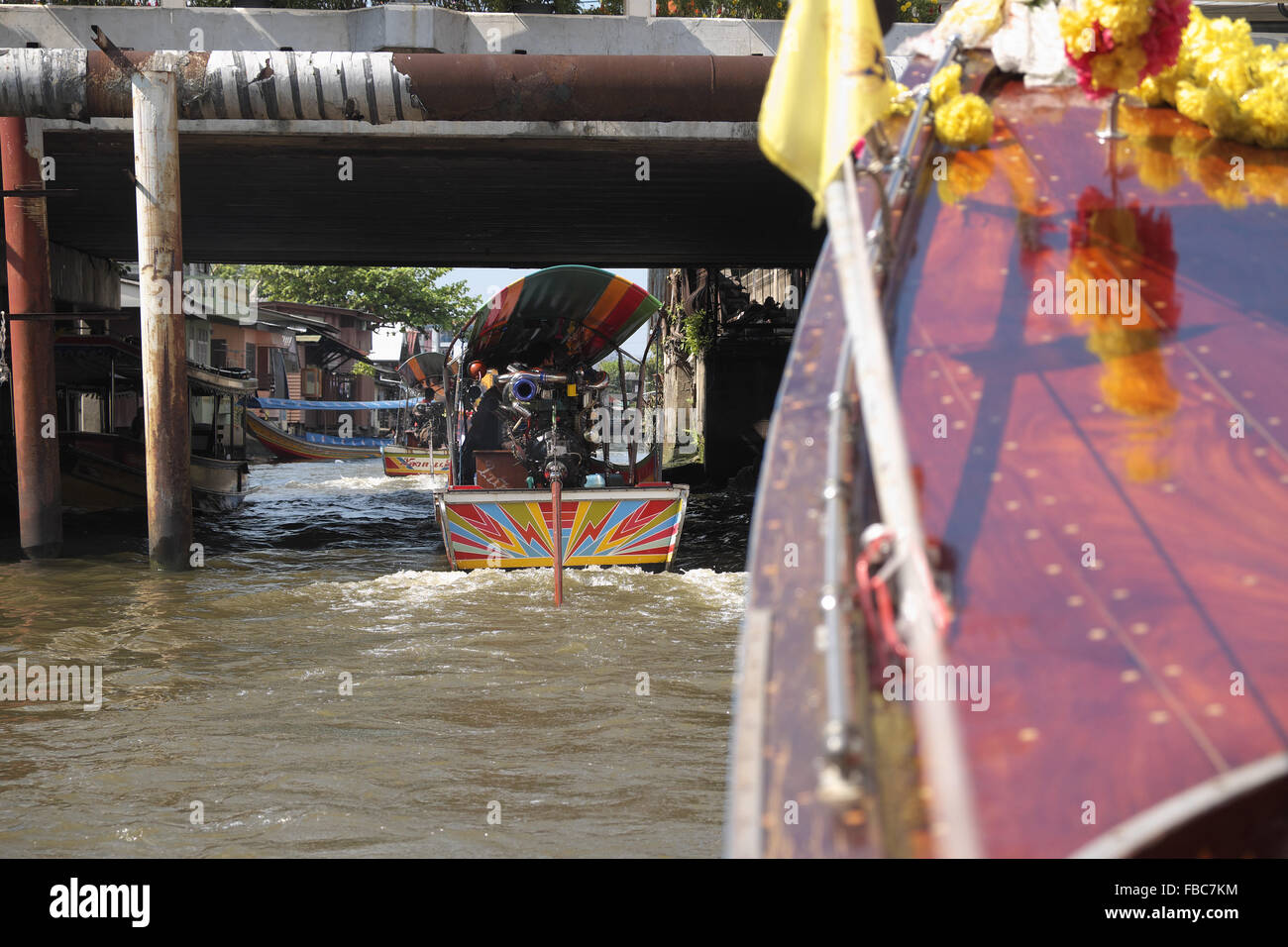 Bateaux de khlong Banque de photographies et d’images à haute ...