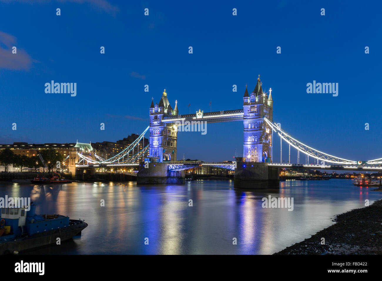 Ponts Pont Londres Veilleuses Banque d'image et photos - Alamy