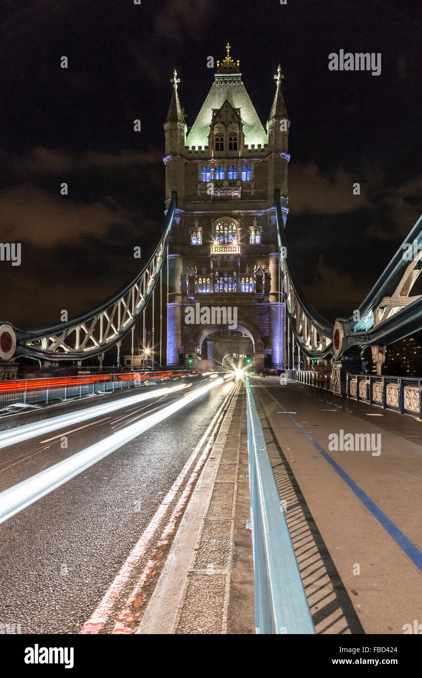 Ponts Pont Londres Veilleuses Banque d'image et photos - Alamy