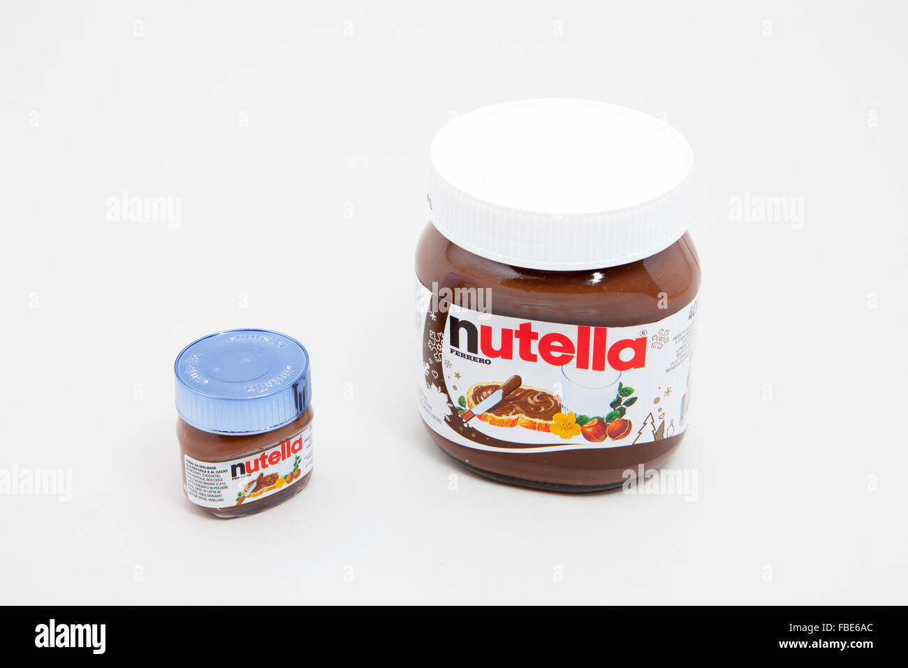 Pots de nutella Banque de photographies et d’images à haute résolution ...
