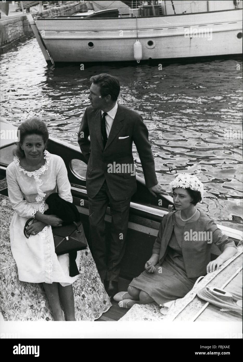 Tina niarchos Banque de photographies et d’images à haute résolution ...