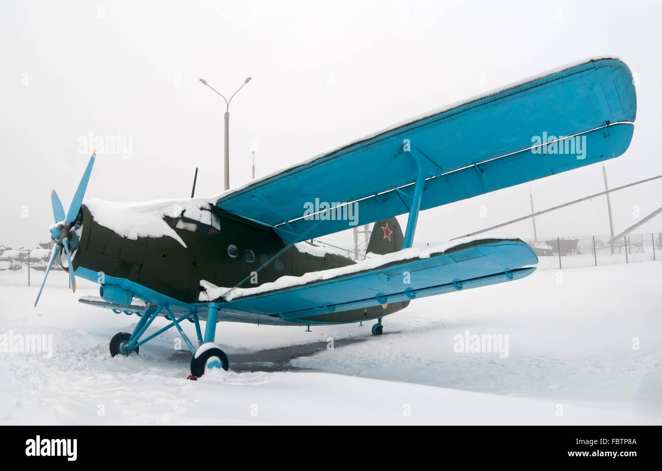 Cockpit antonov an 2 biplane Banque de photographies et d’images à ...