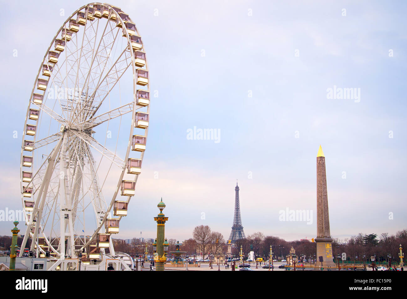Paris ferries wheel Banque de photographies et d’images à haute ...