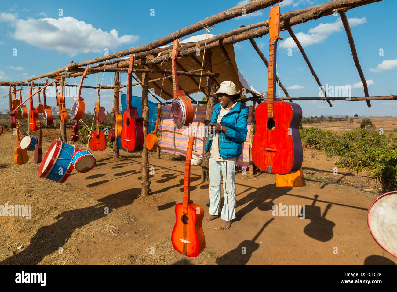 Madagascar musical instruments Banque de photographies et d’images à ...