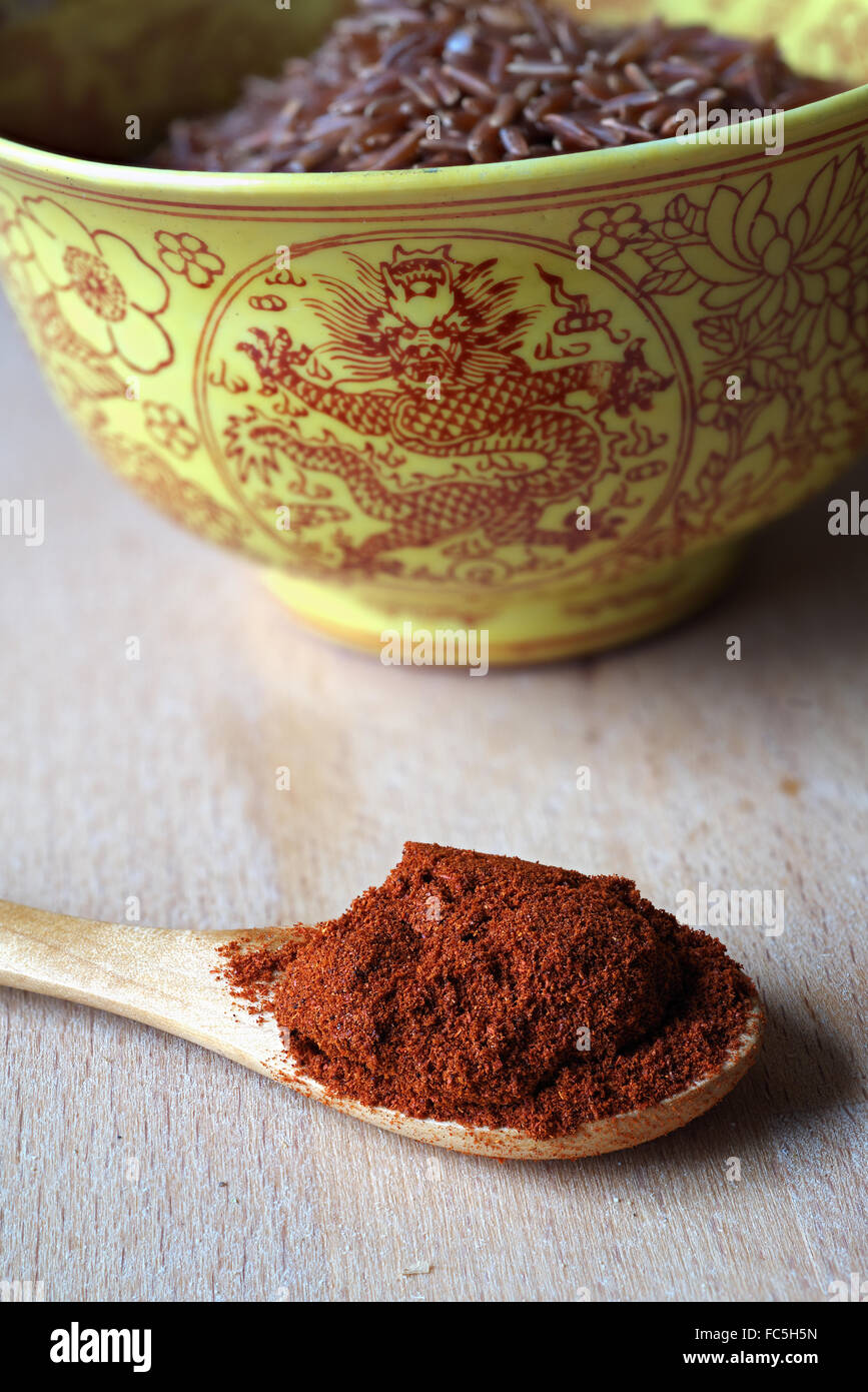 épice rouge en poudre Banque de photographies et d’images à haute ...