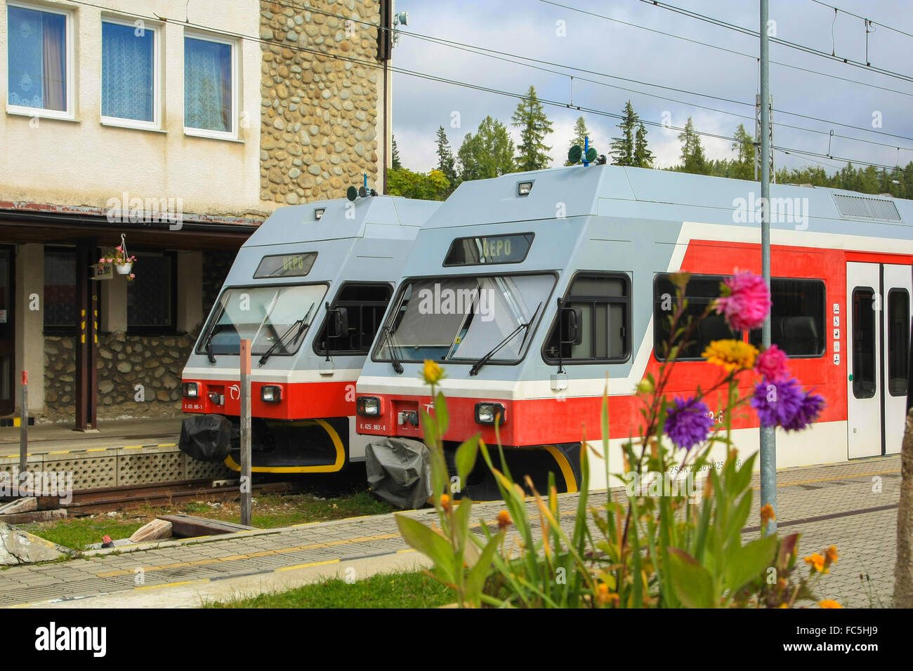 Tatra railway Banque de photographies et d’images à haute résolution ...