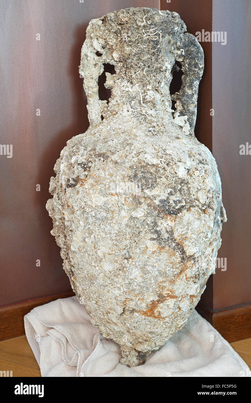 Forme amphore Banque de photographies et d’images à haute résolution ...