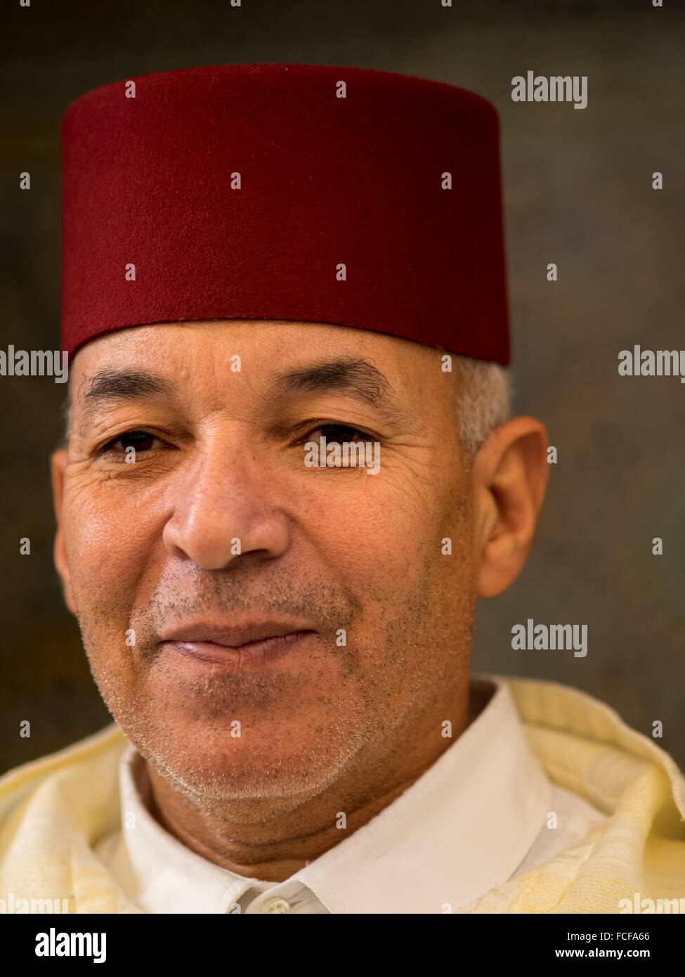 Portrait moroccan man in fez Banque de photographies et d’images à ...