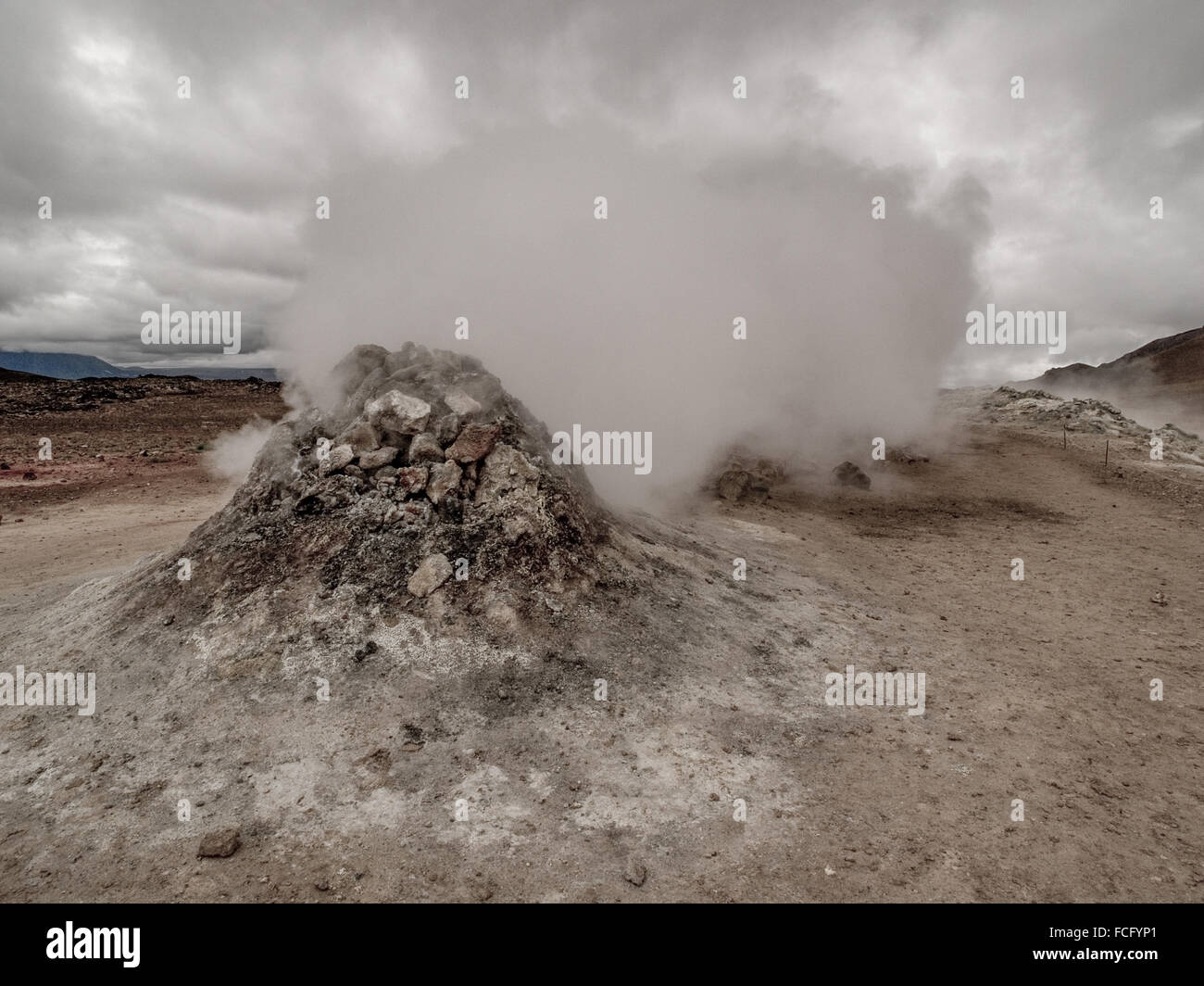 Fumarole gas Banque de photographies et d’images à haute résolution - Alamy