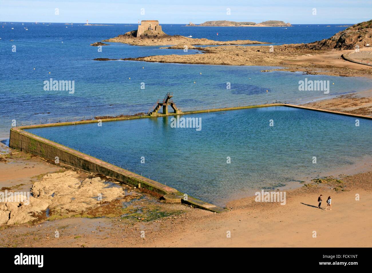 Pool sea water saint malo in Banque de photographies et d’images à ...