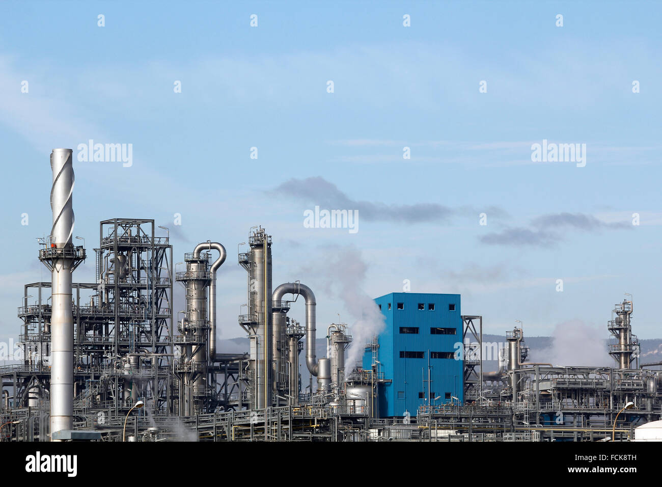 Raffinerie de cheminée Banque de photographies et d’images à haute ...