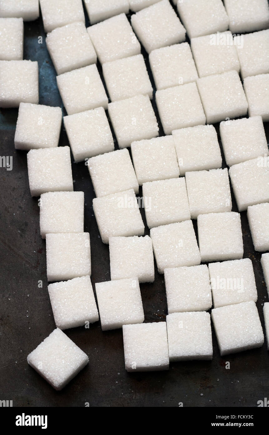 Sugar cubes Banque de photographies et d’images à haute résolution - Alamy