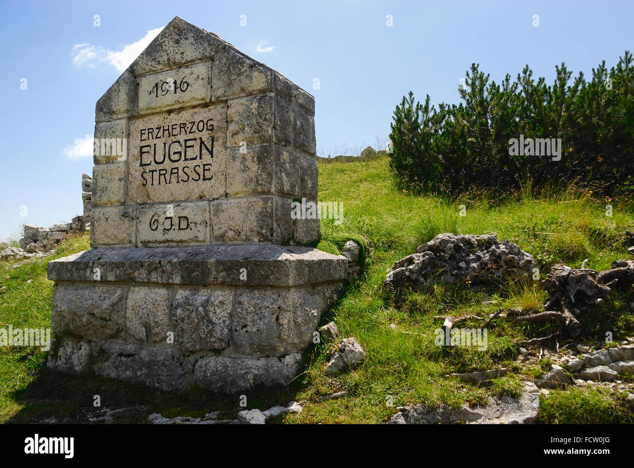 La première guerre mondiale, le plateau d'Asiago. Le jalon de la l ...