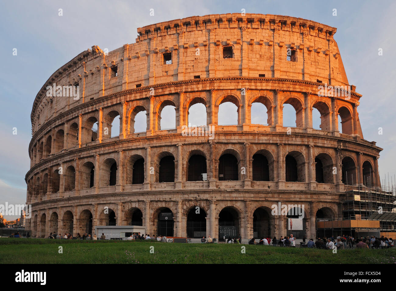 Le colisée ou amphithéâtre Flavien ou Colisée à Rome, Italie ; (Latin ...