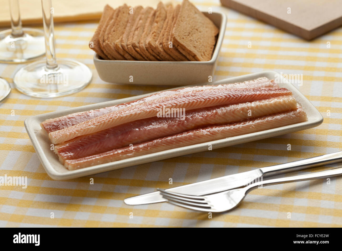 Plat d'anguille Banque de photographies et d’images à haute résolution ...