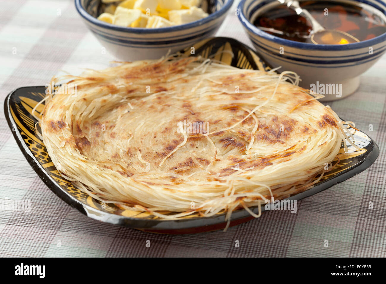 Moroccan crepe Banque de photographies et d’images à haute résolution ...