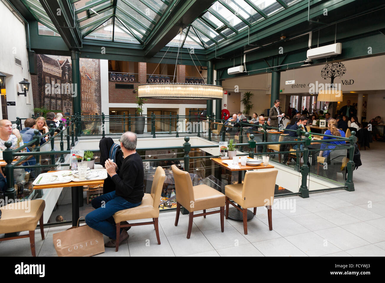 Tables De Buffet Banque d'image et photos - Alamy