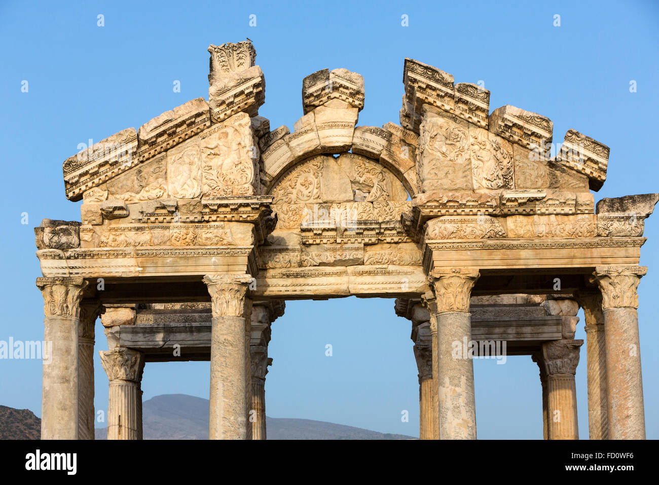 Fronton d'entablement Banque de photographies et d’images à haute ...