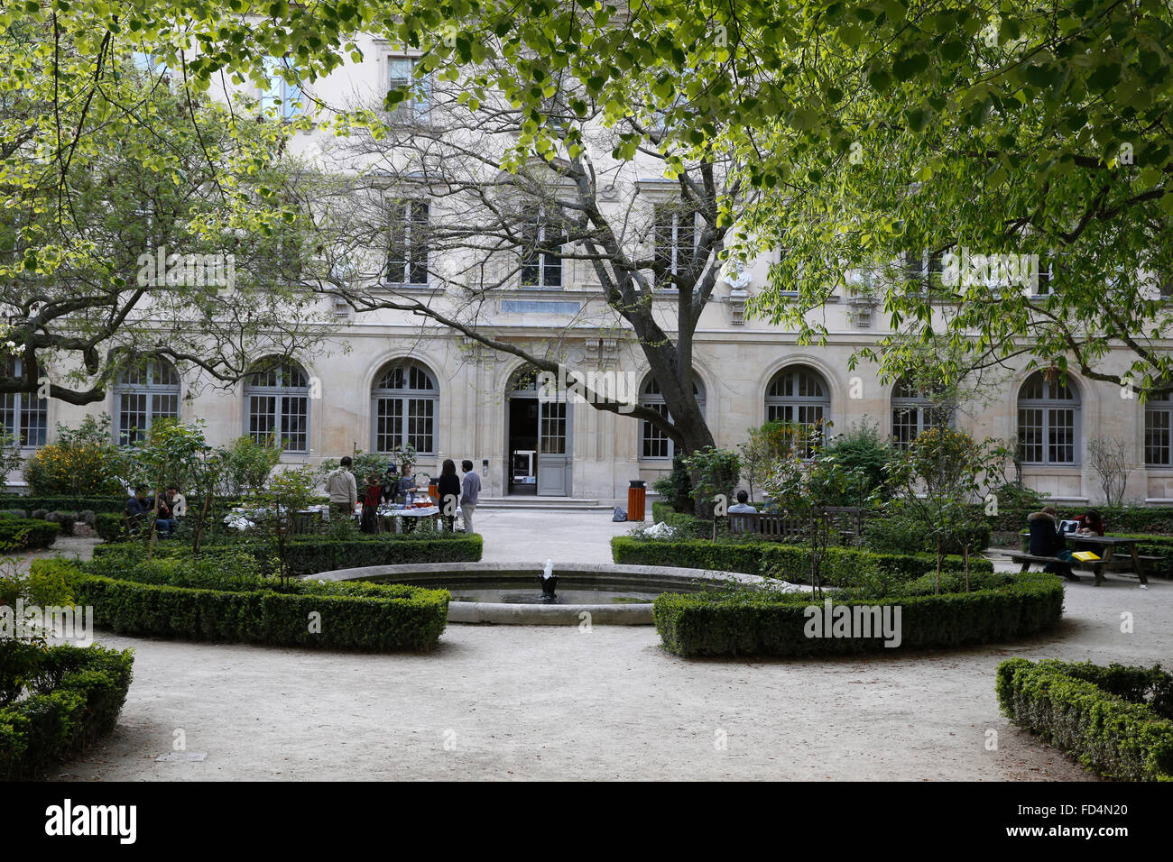 Ecole normale paris Banque de photographies et d’images à haute ...