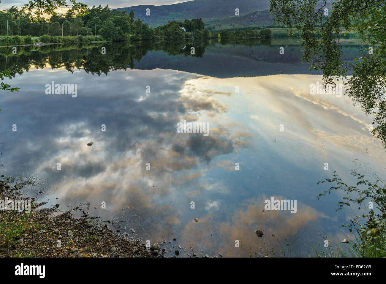 Loch alvie Banque de photographies et d’images à haute résolution - Alamy
