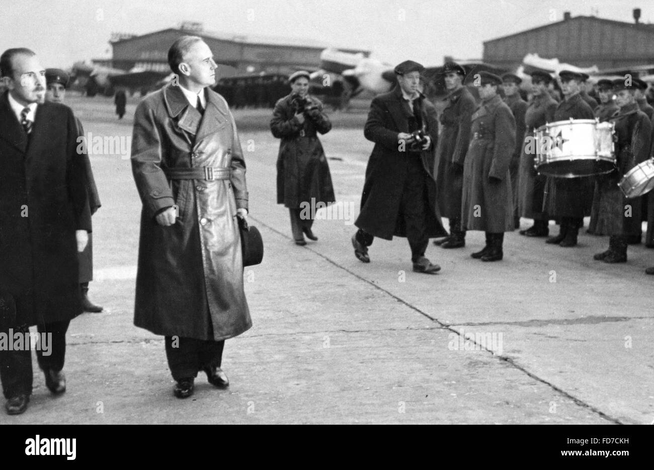 Ribbentrop russe Banque de photographies et d’images à haute résolution ...