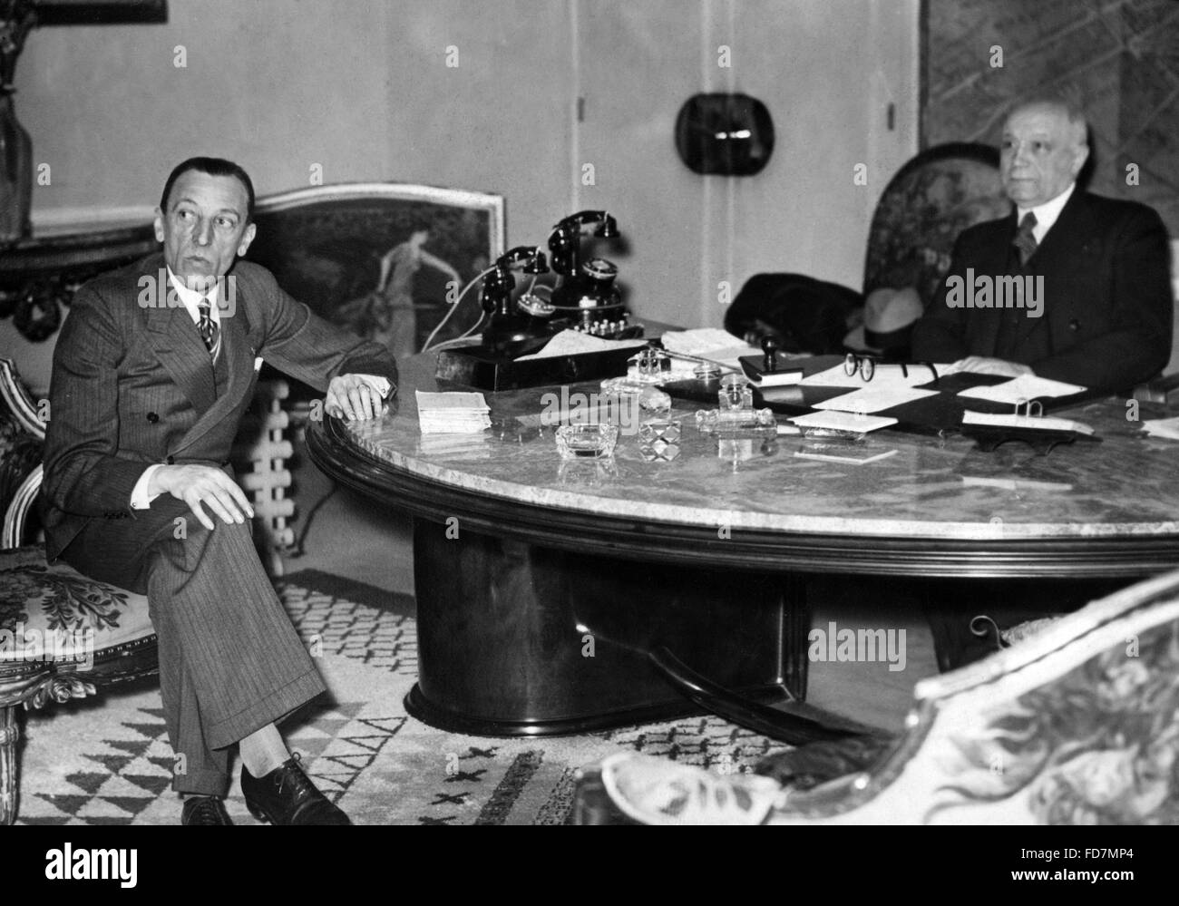 Paris 1941 Banque d'image et photos - Alamy