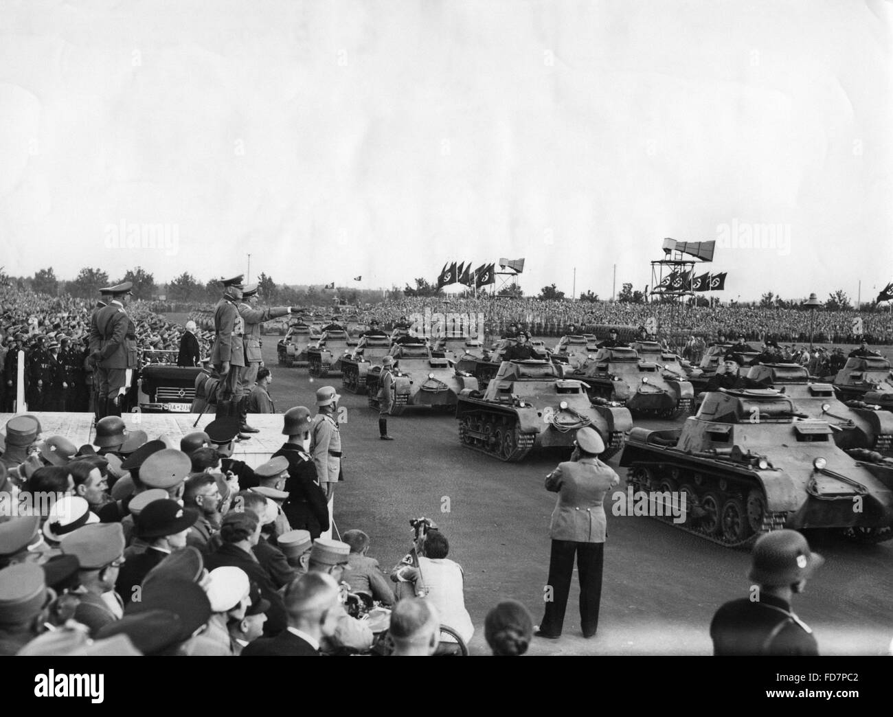 Panzer parade nuremberg rally Banque de photographies et d’images à ...
