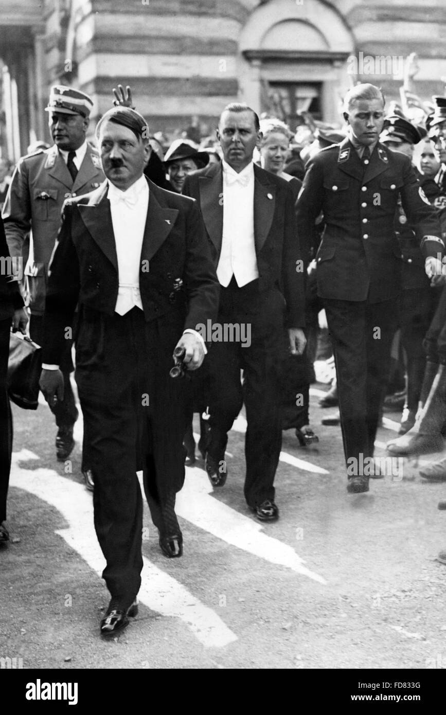 Adolf hitler bayreuth festival Banque de photographies et d’images à ...