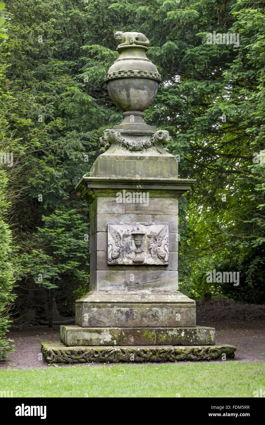Le Monument du chat sur le Shugborough Estate, Staffordshire. Ce fut ...