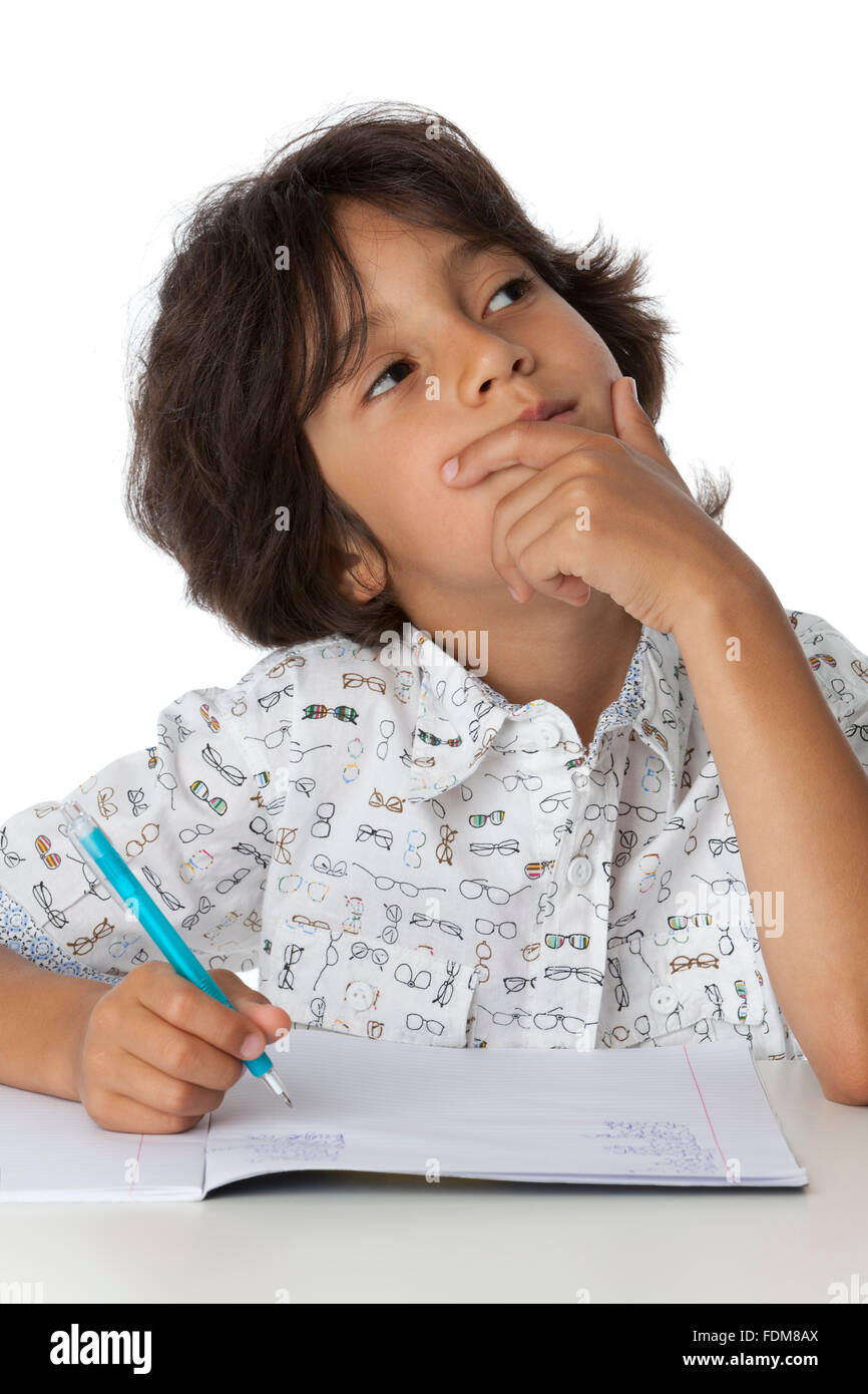 Petit garcon qui pense Banque de photographies et d’images à haute ...