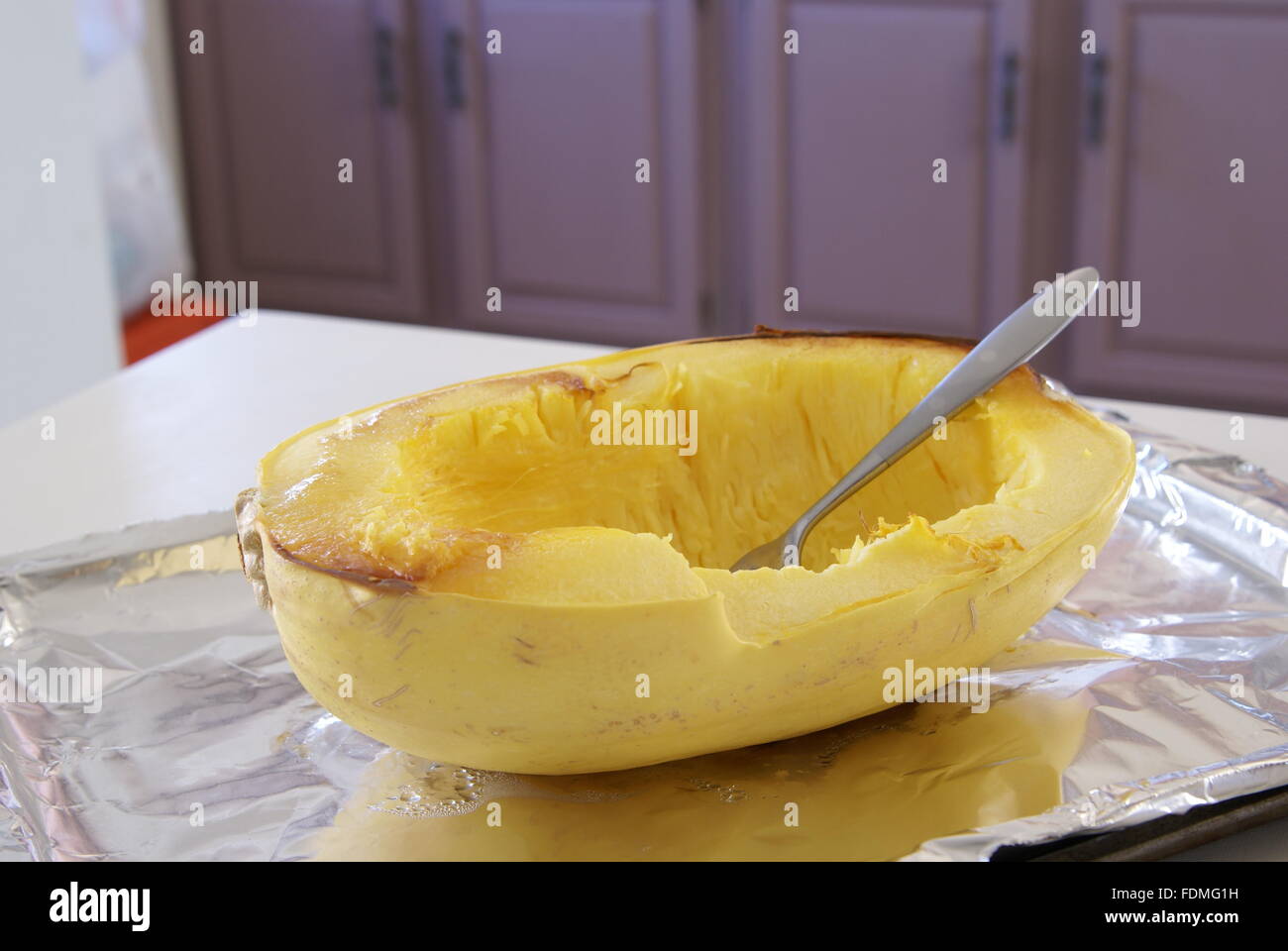 La préparation et la cuisson de la courge spaghetti à la maison Photo ...
