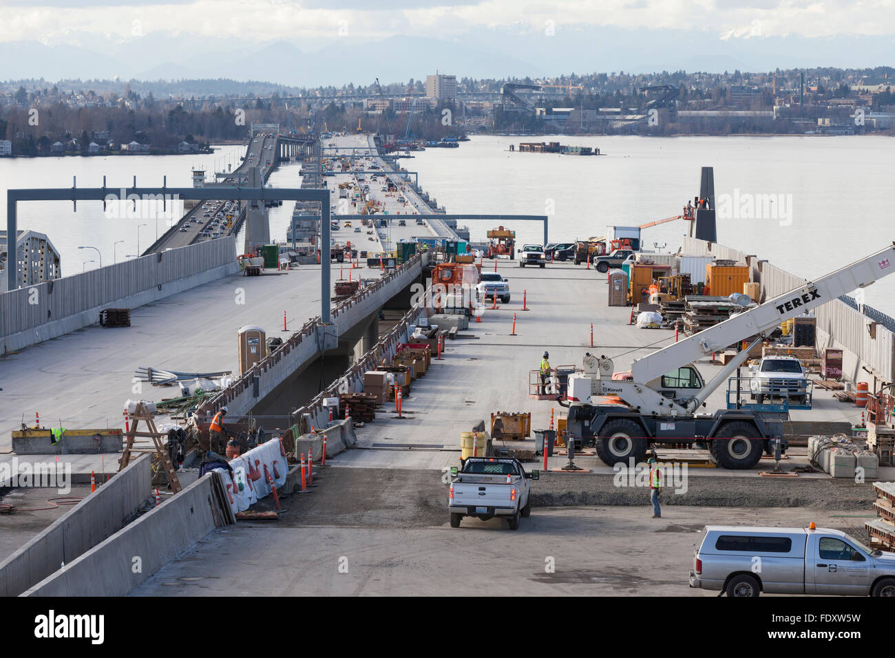 Evergreen point floating bridge Banque de photographies et d’images à ...