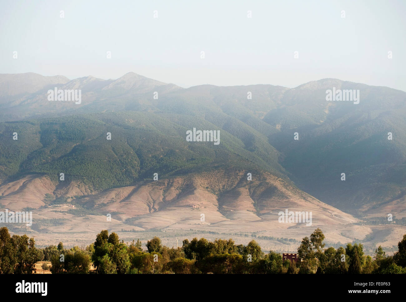 Atlas maroc paysage Banque de photographies et d’images à haute ...