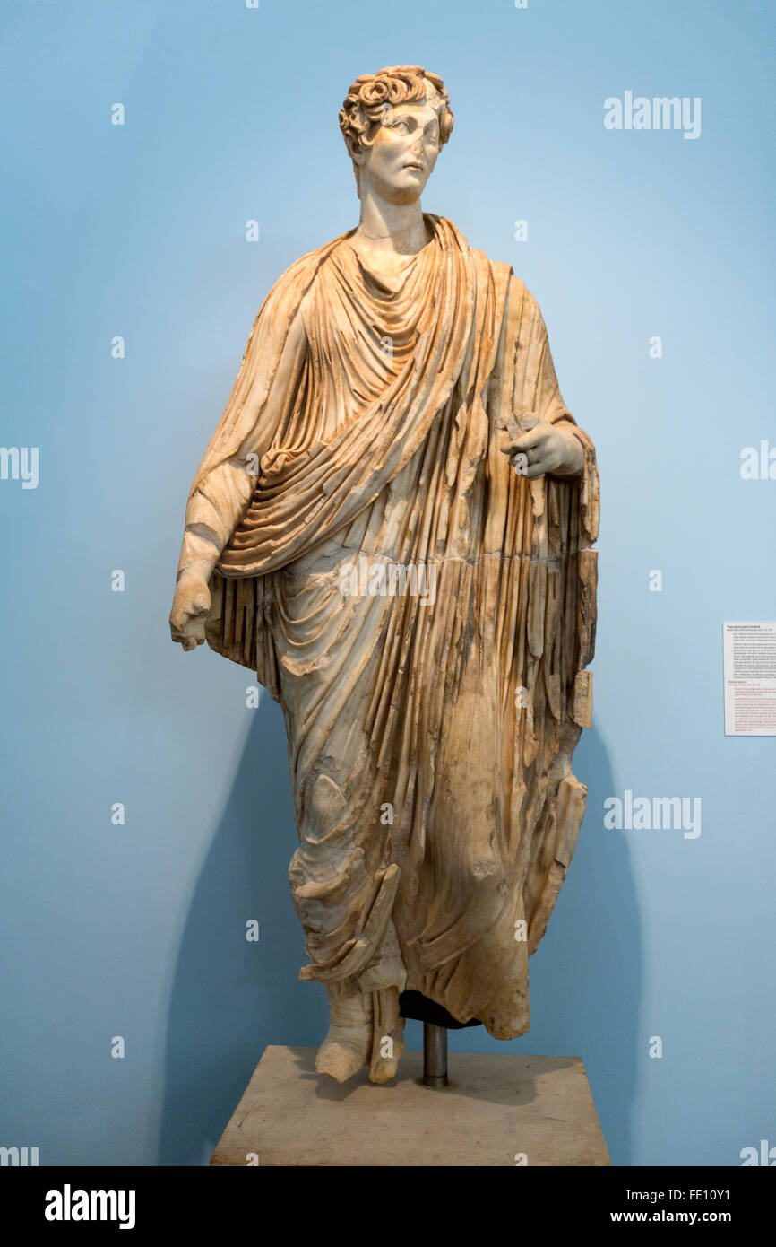 Statue of antonius Banque de photographies et d’images à haute ...