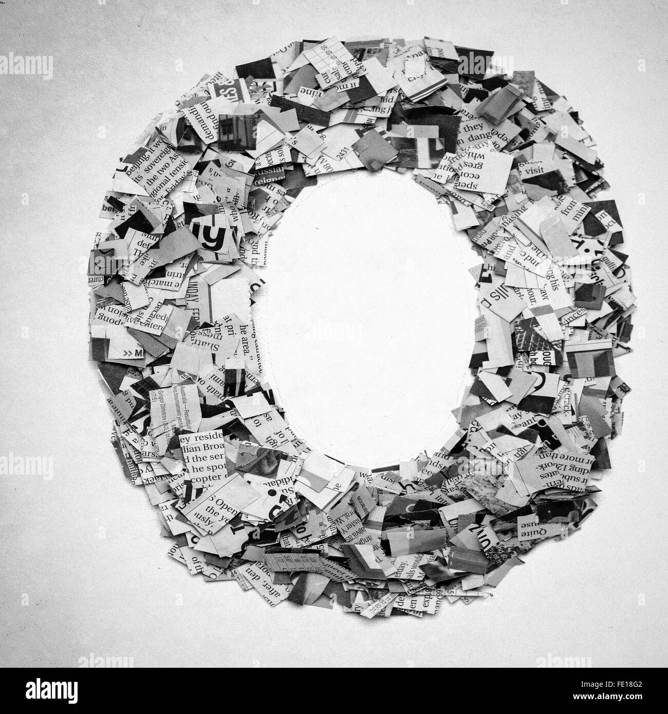 Lettres de journaux Banque de photographies et d’images à haute ...