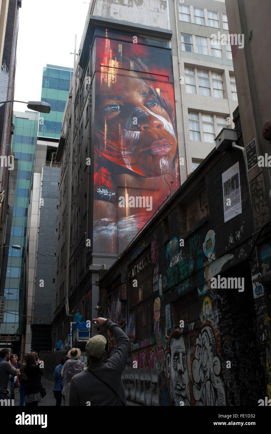 Matt adnate street art Banque de photographies et d’images à haute ...