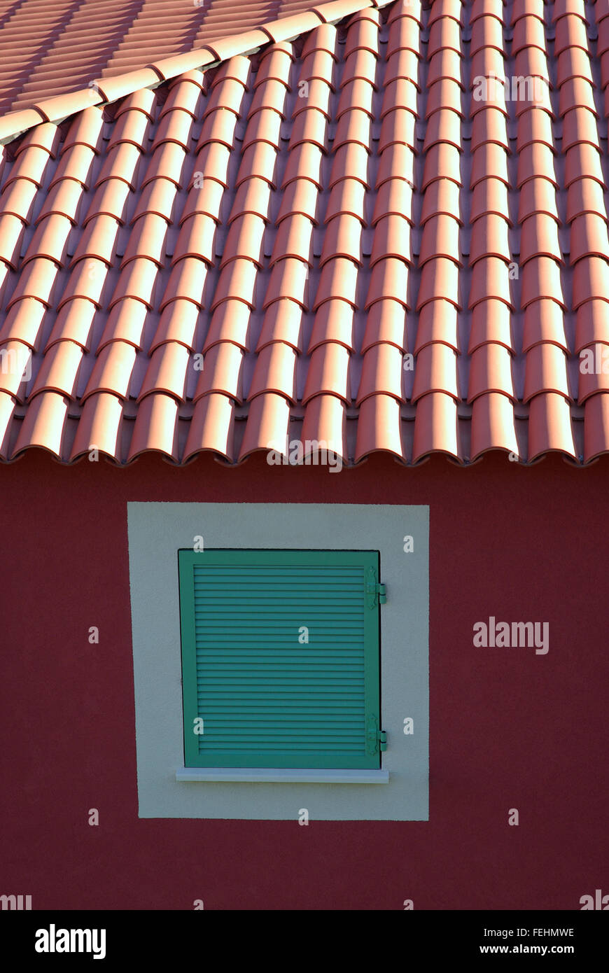 Tuiles en terre cuite tuiles tuiles Banque de photographies et d’images ...