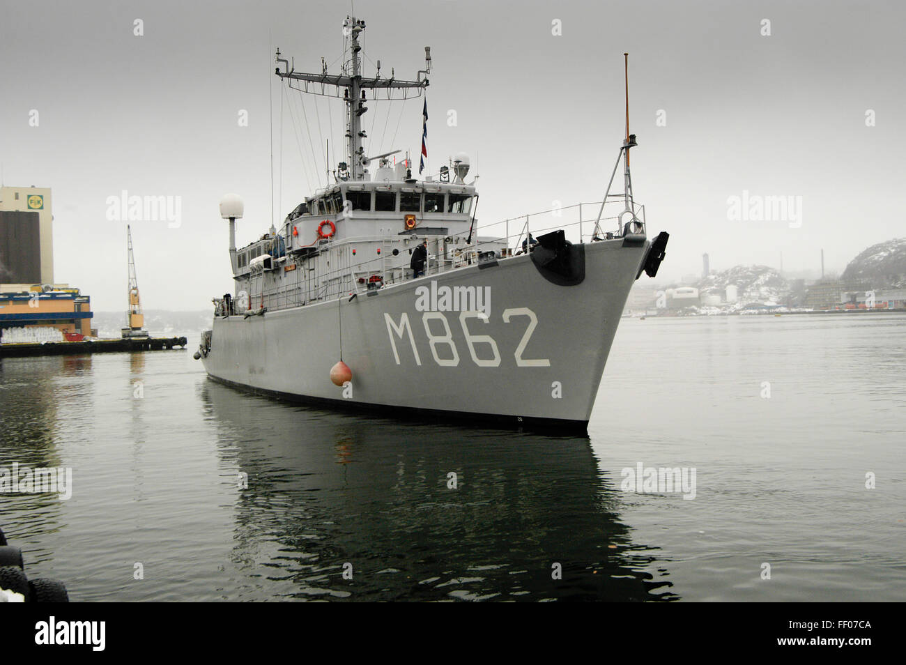 Le HNLMS Makkum destiné au chasseur un des Marine néerlandaise de ...