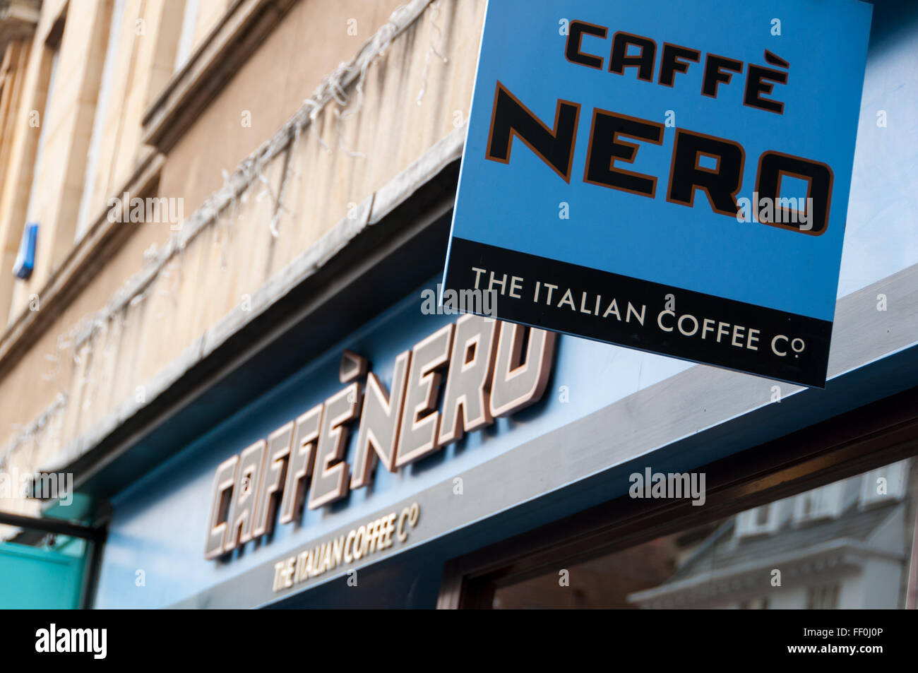 Logo de caffe nero Banque de photographies et d’images à haute ...