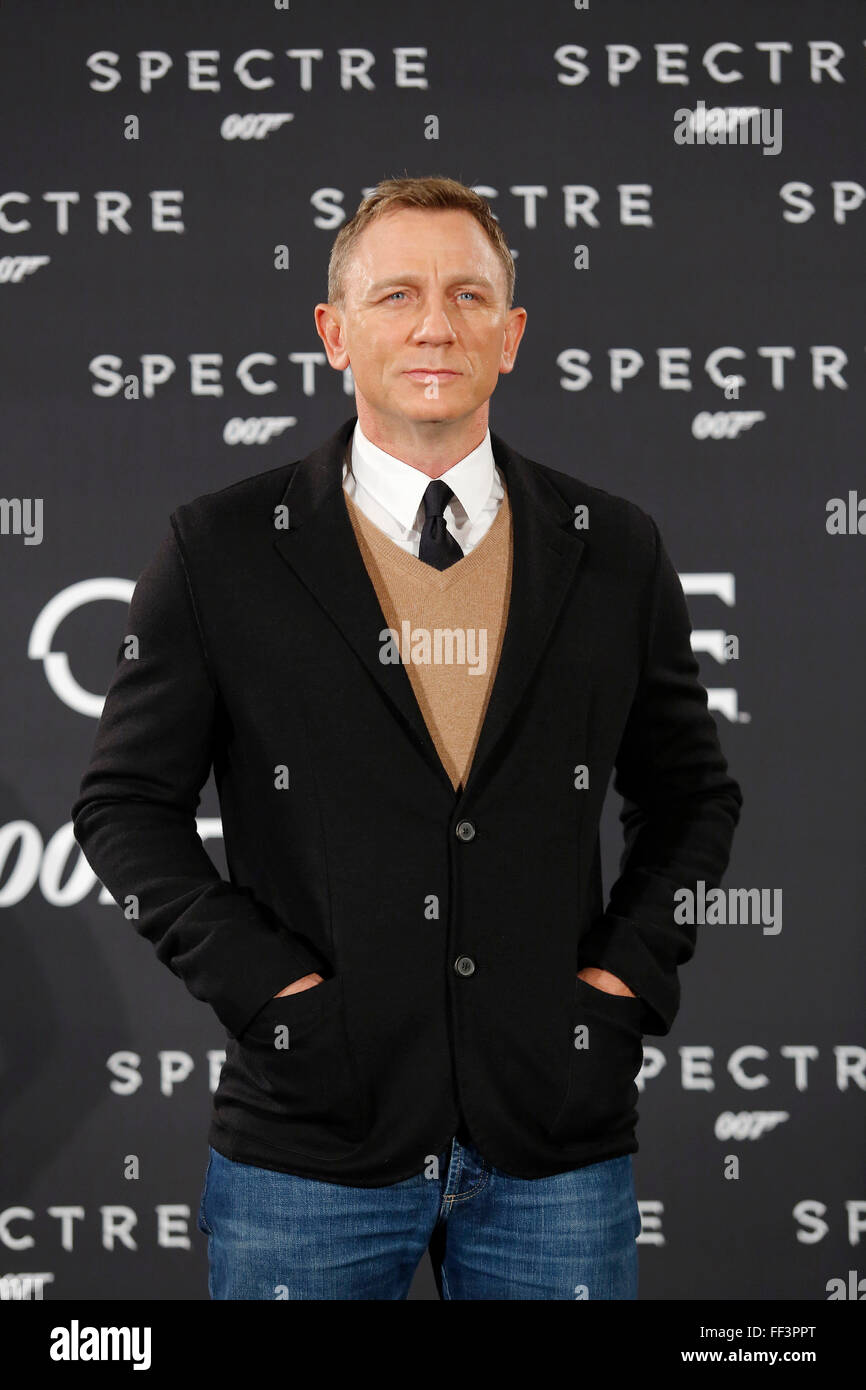 Daniel craig 007 Banque de photographies et d’images à haute résolution ...