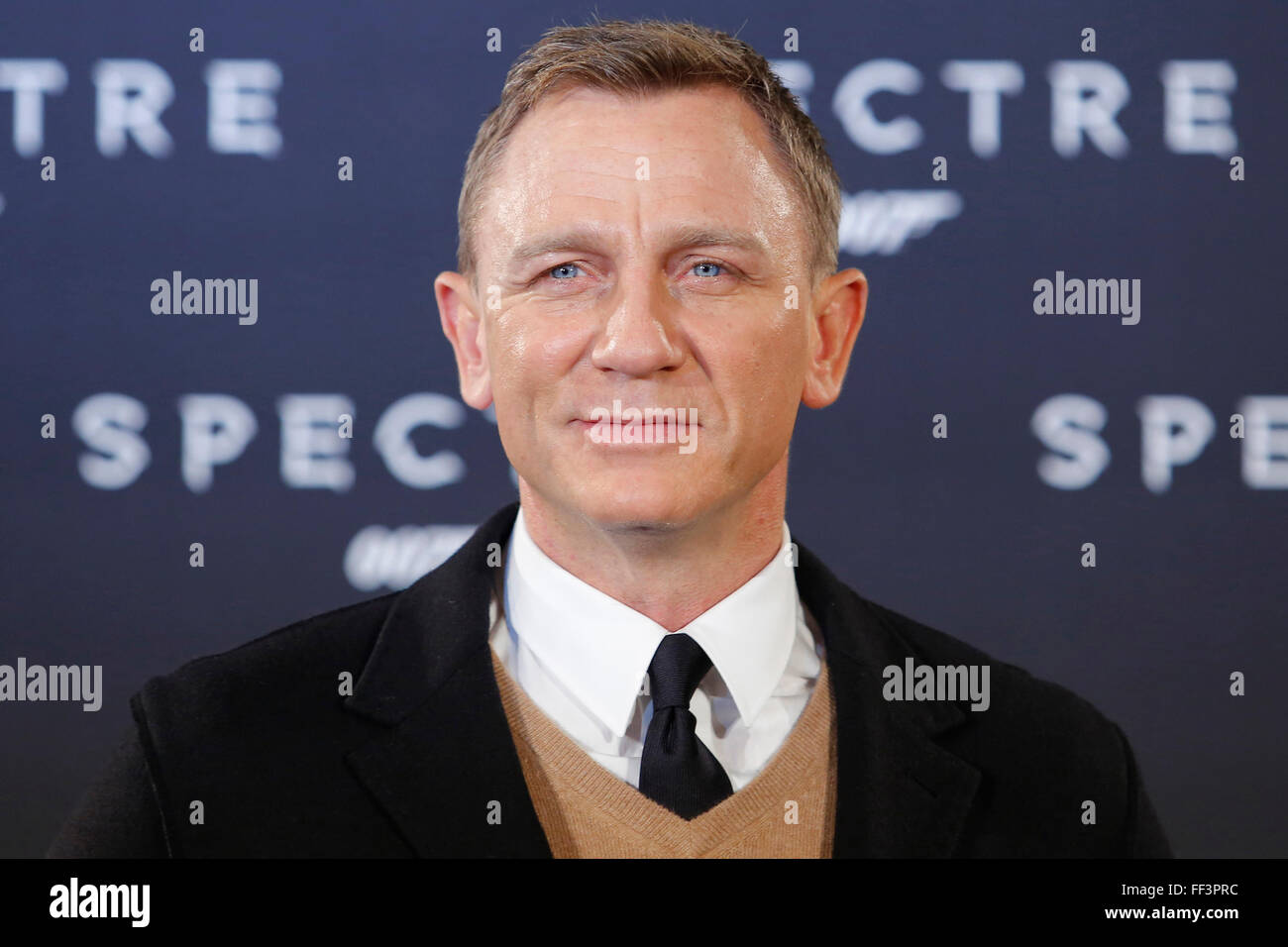 Daniel craig 007 Banque de photographies et d’images à haute résolution ...